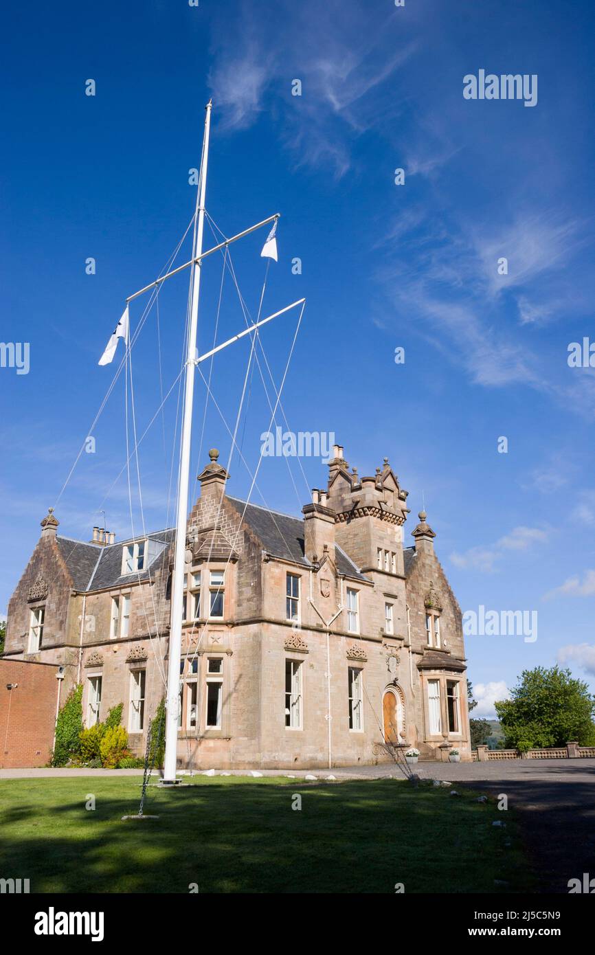 Royal northern and clyde yacht club hi-res stock photography and images ...