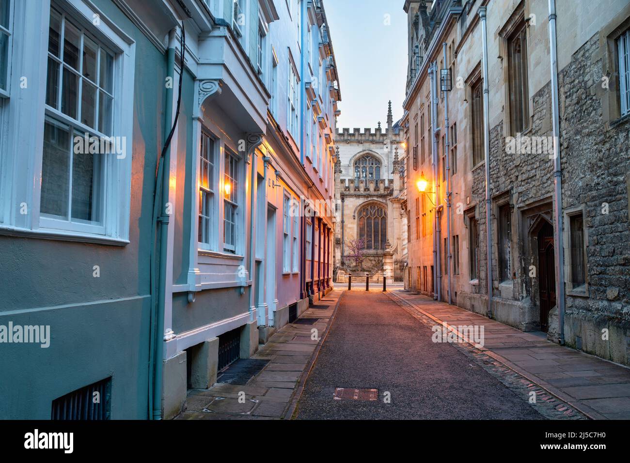 Oriel oxford hi-res stock photography and images - Alamy