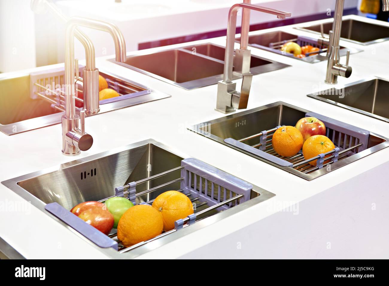 Kitchen taps hi-res stock photography and images - Alamy