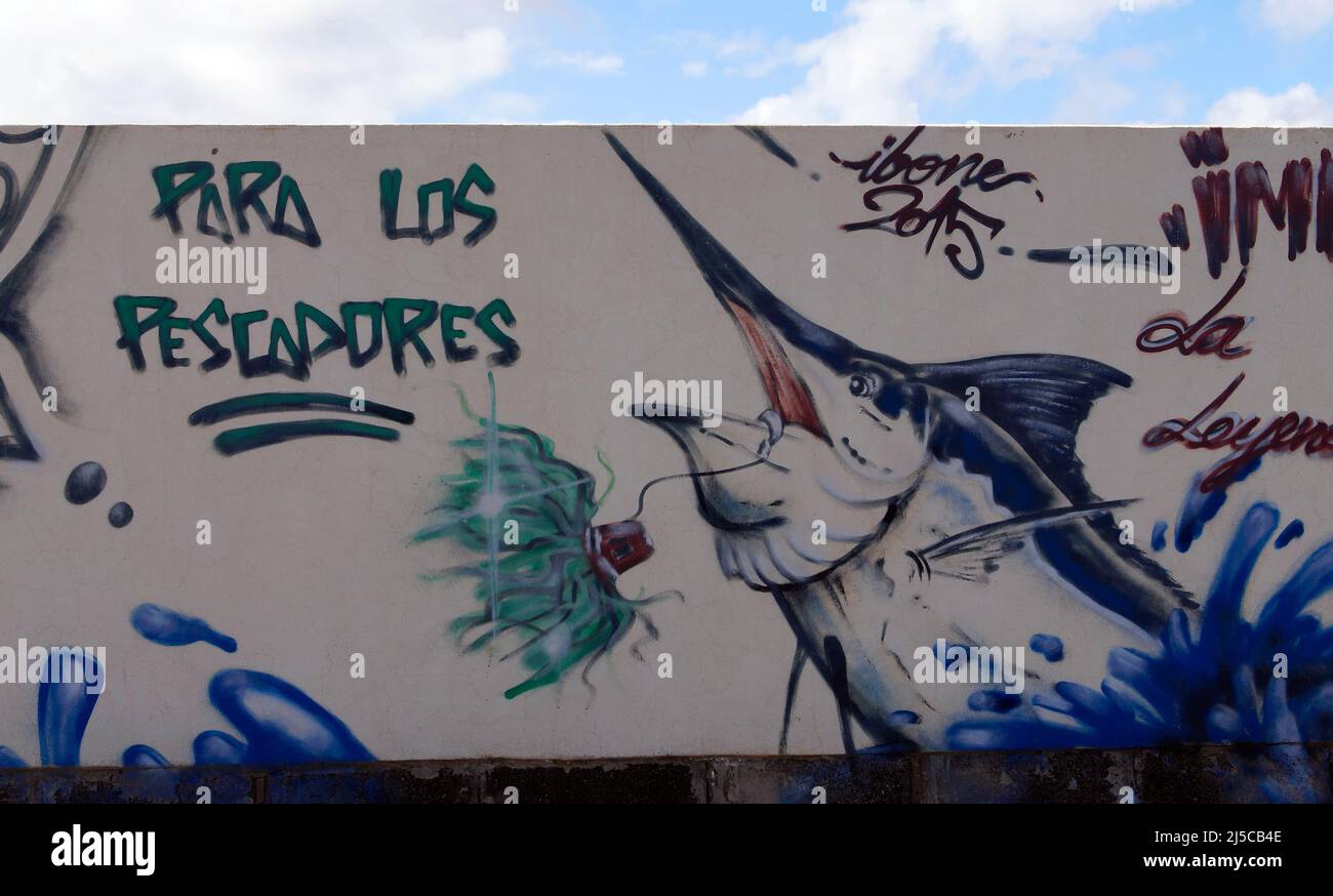 Graffiti wall fish hi-res stock photography and images - Alamy