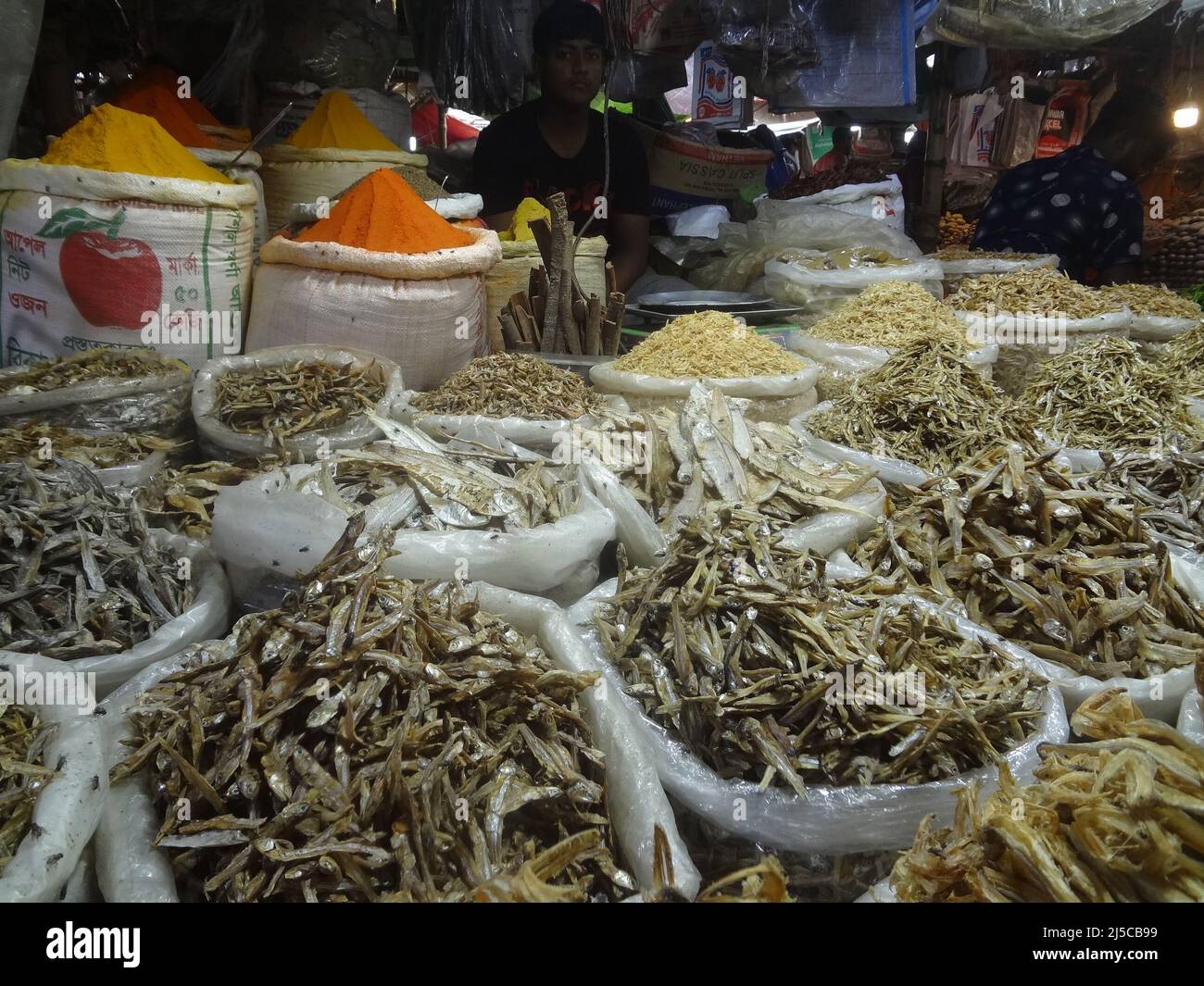 Dry fish market in bangladesh hi-res stock photography and images - Alamy