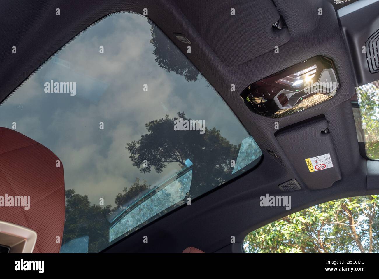 Hong Kong, China Nov 11 , 2021 : BMW iX40 2022 sunroof Nov 11 2021 in ...