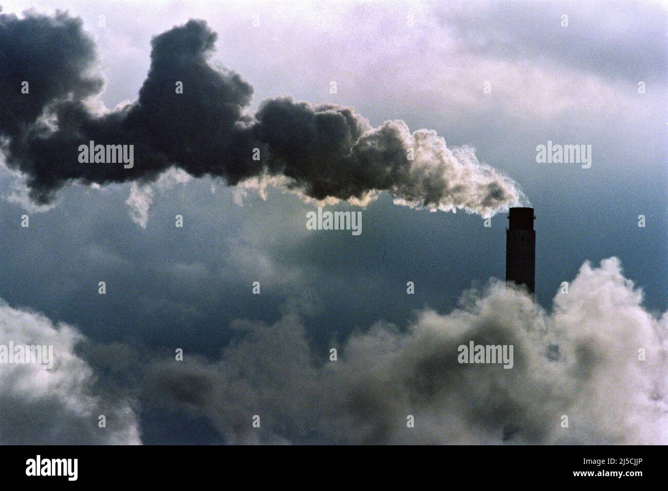 Herten, DEU, Feb. 23, 1995 - Herne combined heat and power plant, a ...