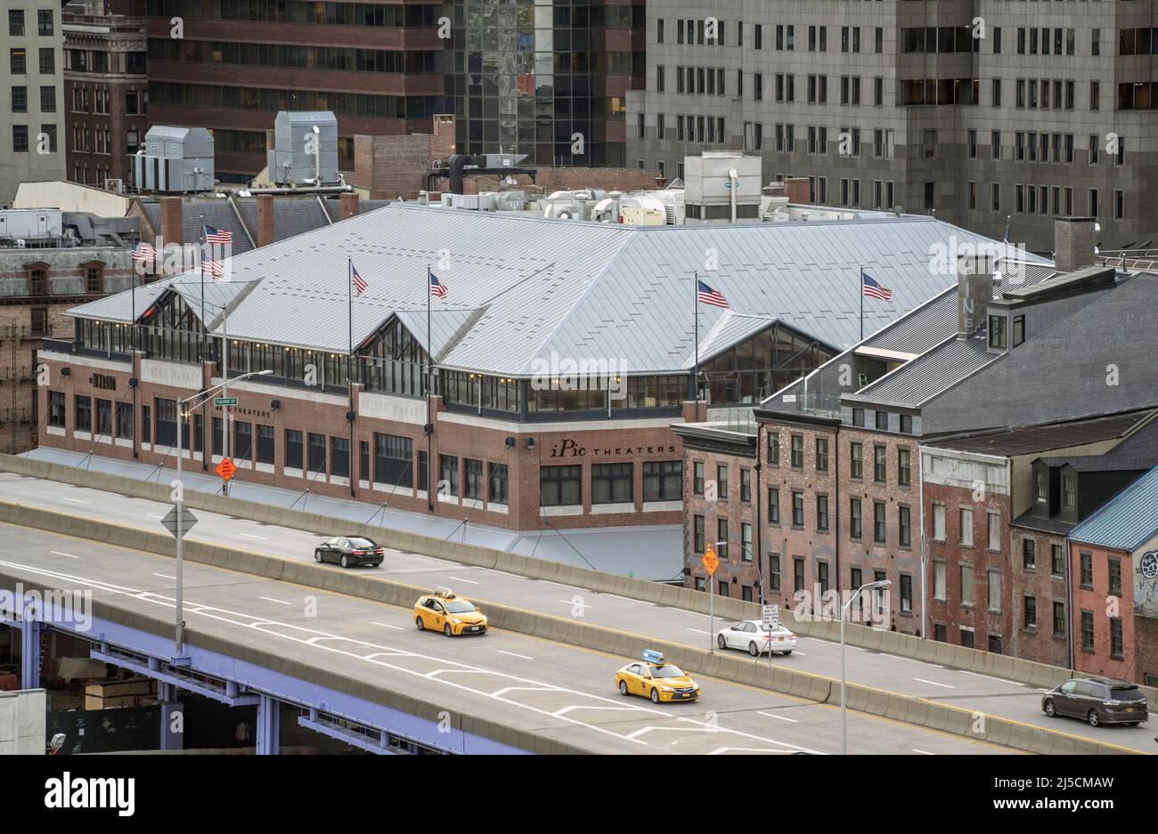 New bridge market hi-res stock photography and images - Alamy