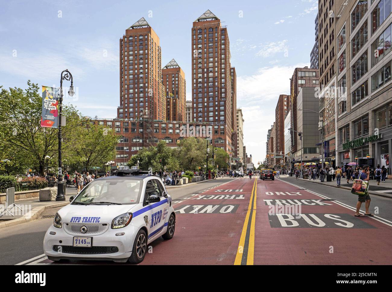 14th street union square hi-res stock photography and images - Alamy