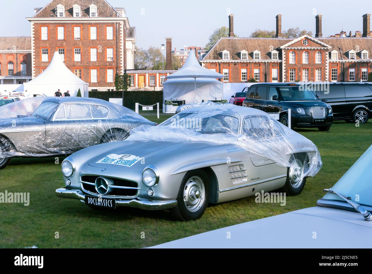 Mercedes-Benz 300SL Gullwing at Salon Prive London at The Royal ...