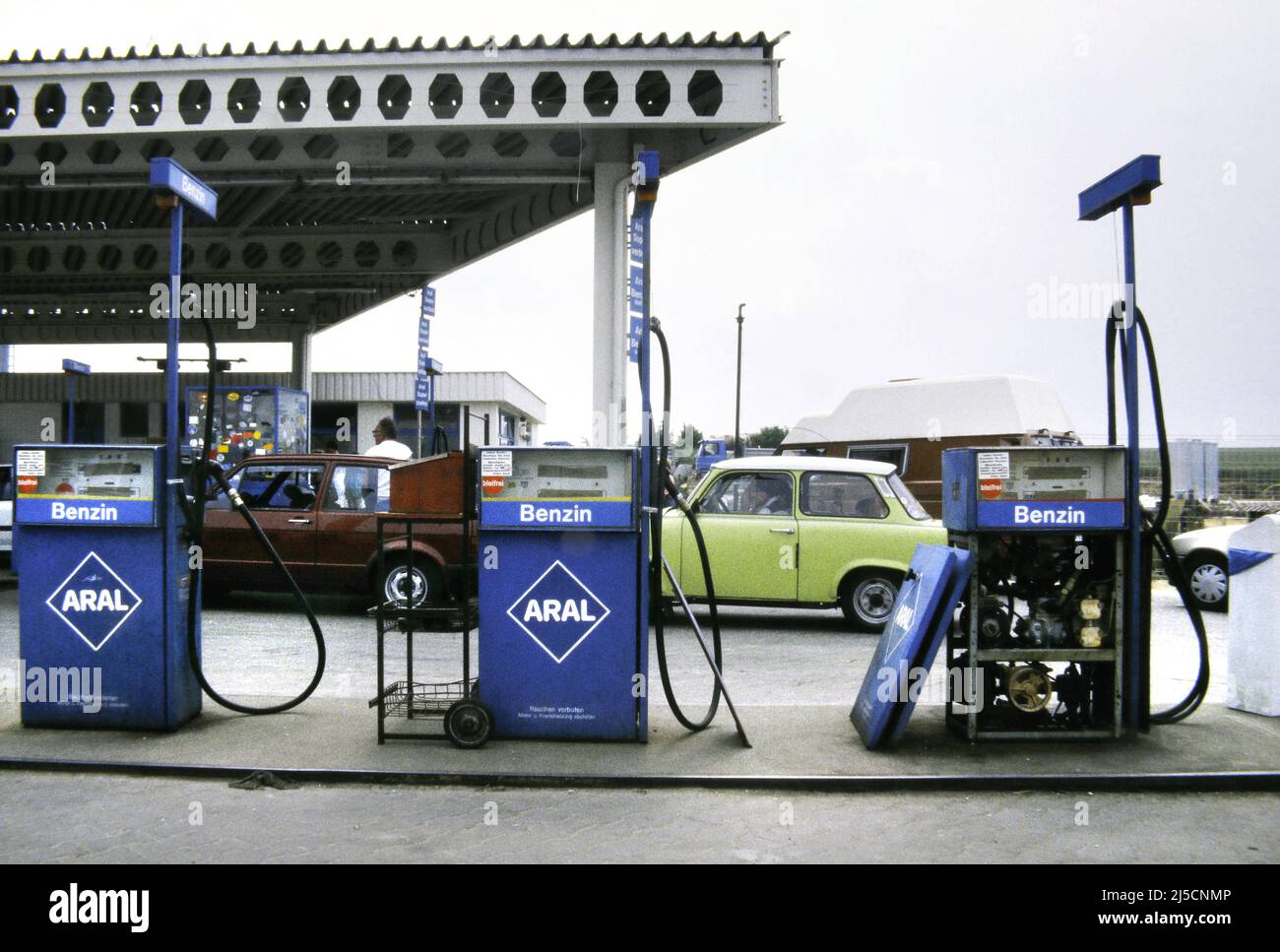 Leipzig, DEU, 16.07.1991 - Trabant at ARAL gas station in Leipzig ...