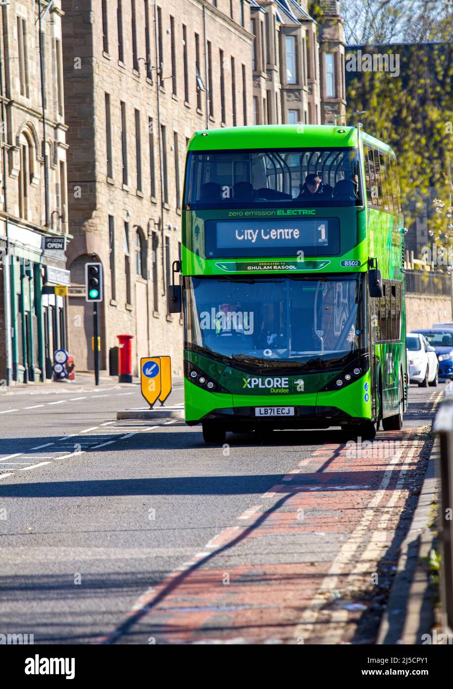 Xplore dundee bus hi-res stock photography and images - Alamy