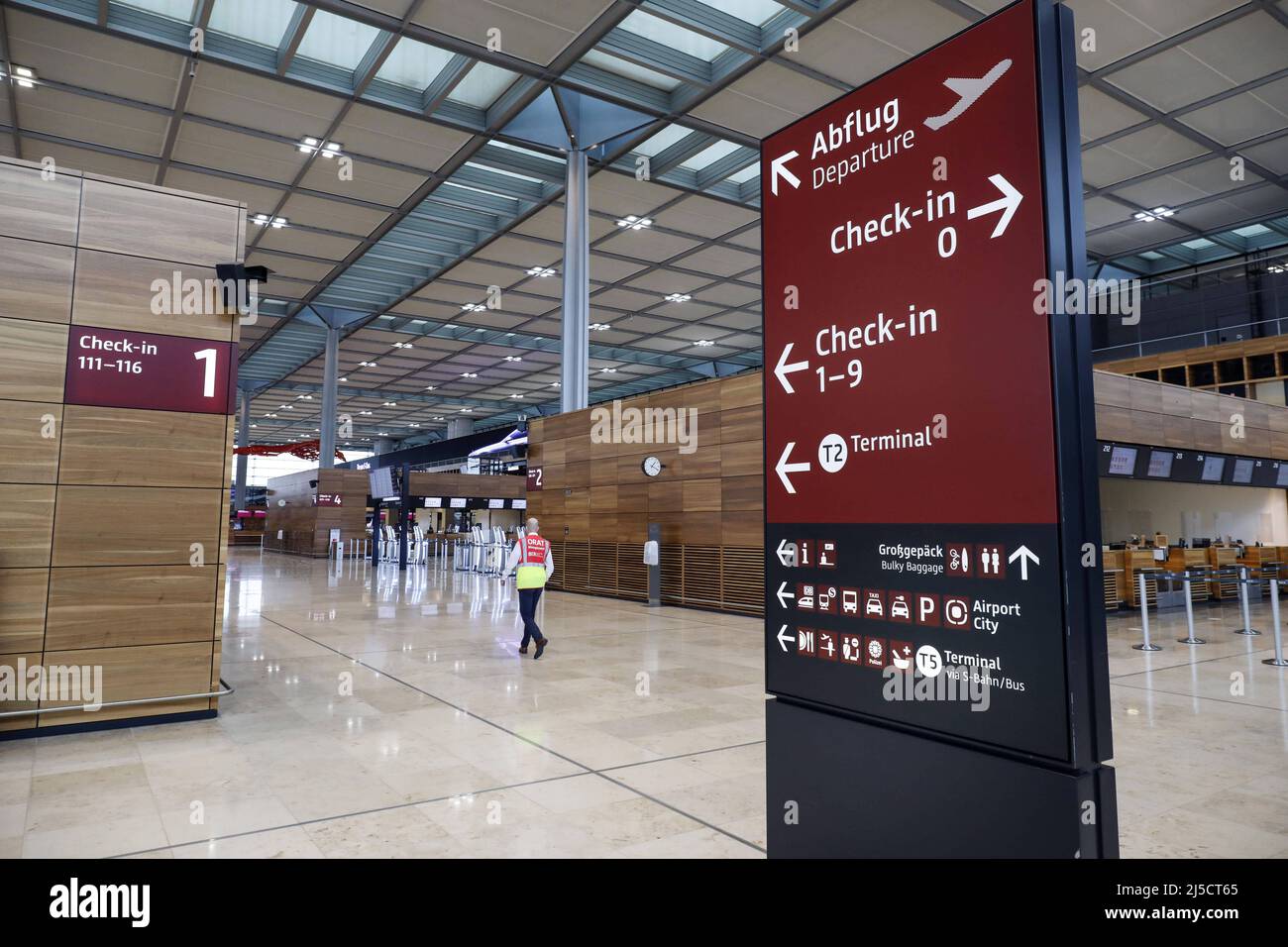 Terminal 1 ber hi-res stock photography and images - Alamy