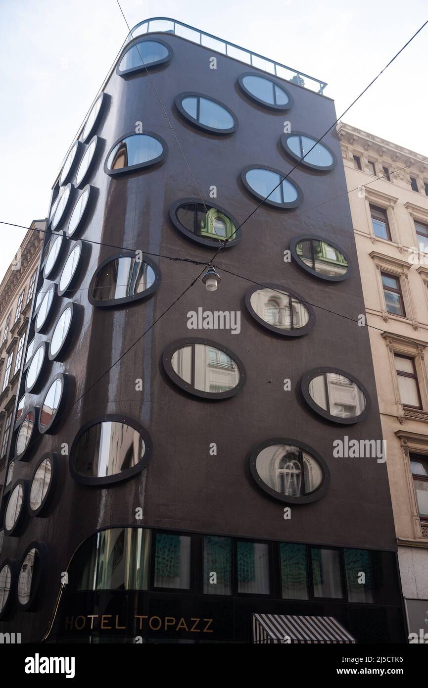 Hotel topazz lamee hi-res stock photography and images - Alamy