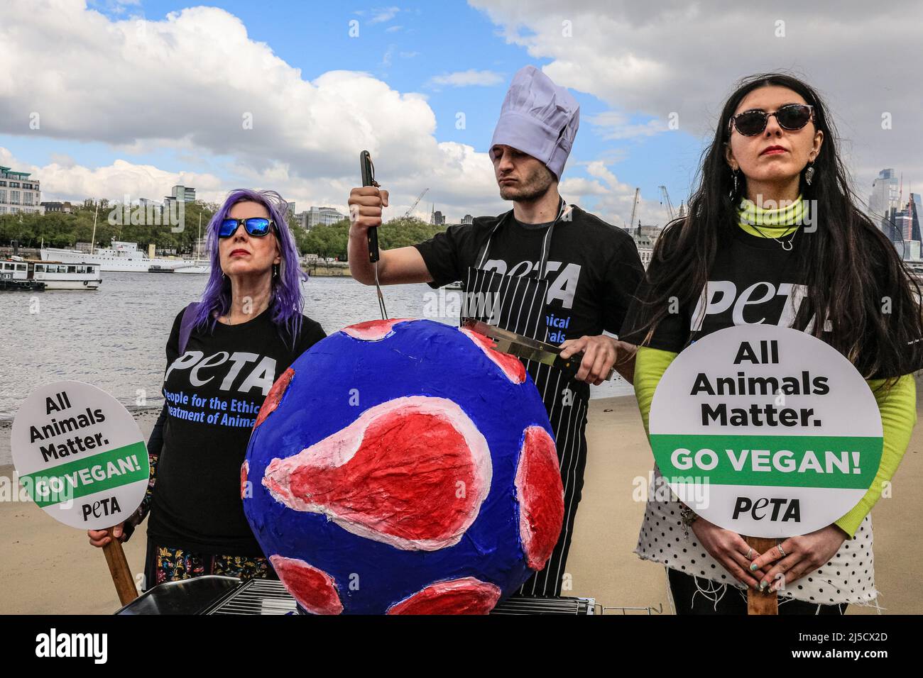 London, UK. 22nd Apr, 2022. A PETA supporter dressed as a chef ...