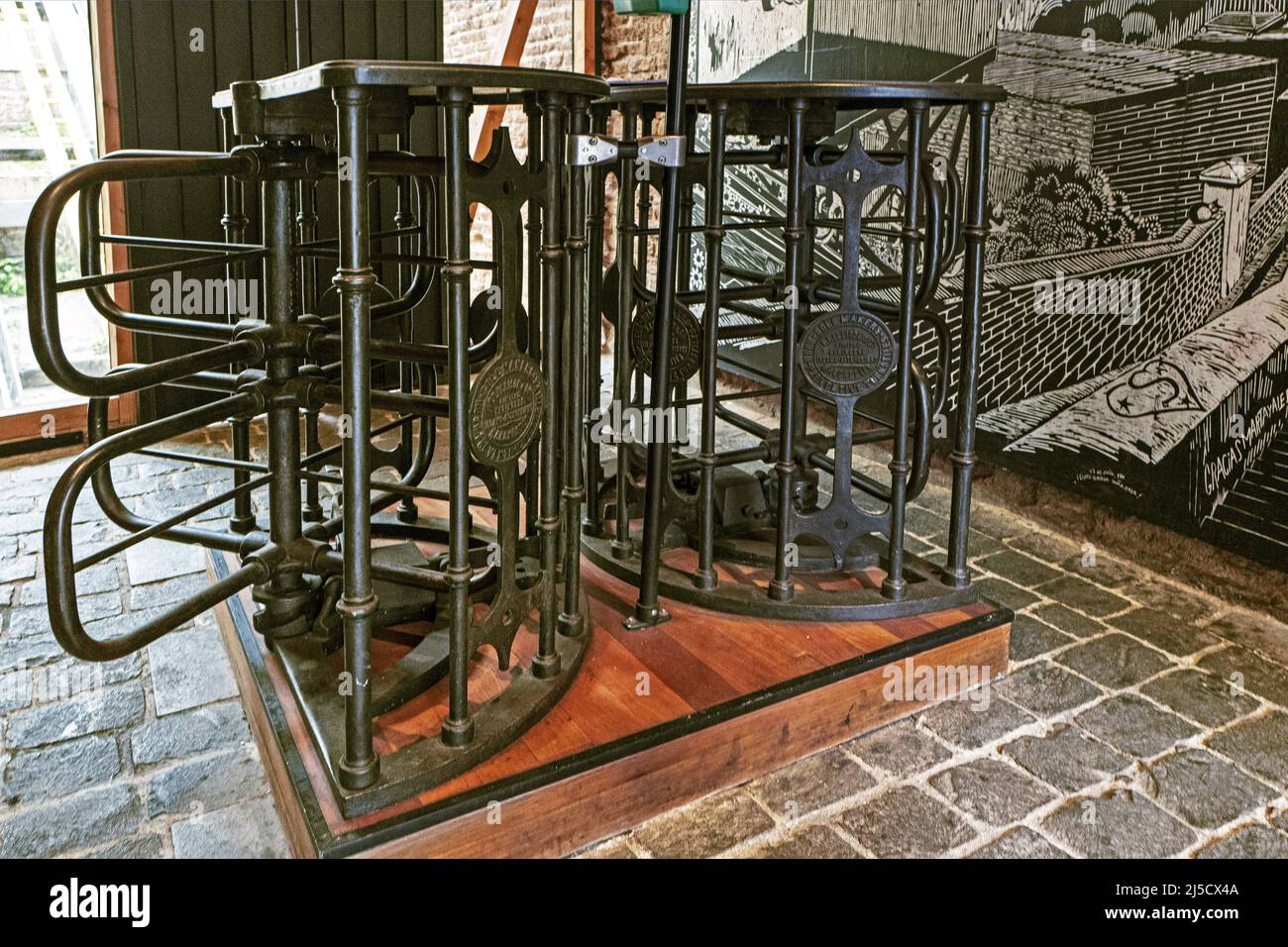Cordillera elevator hi-res stock photography and images - Alamy