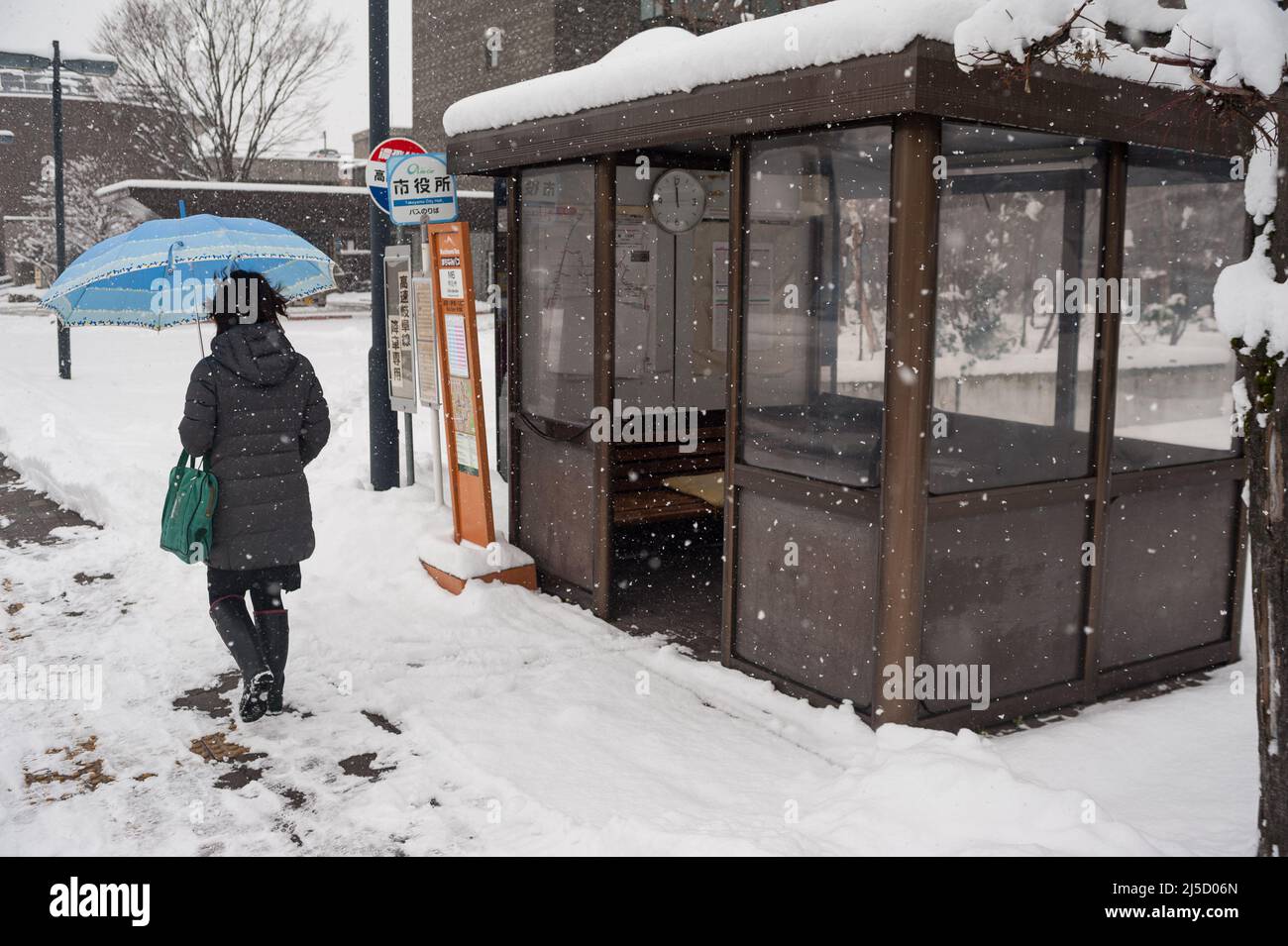Dec. 27, 2017, Takayama, Gifu, Japan, Asia - A snowy street scene shows ...