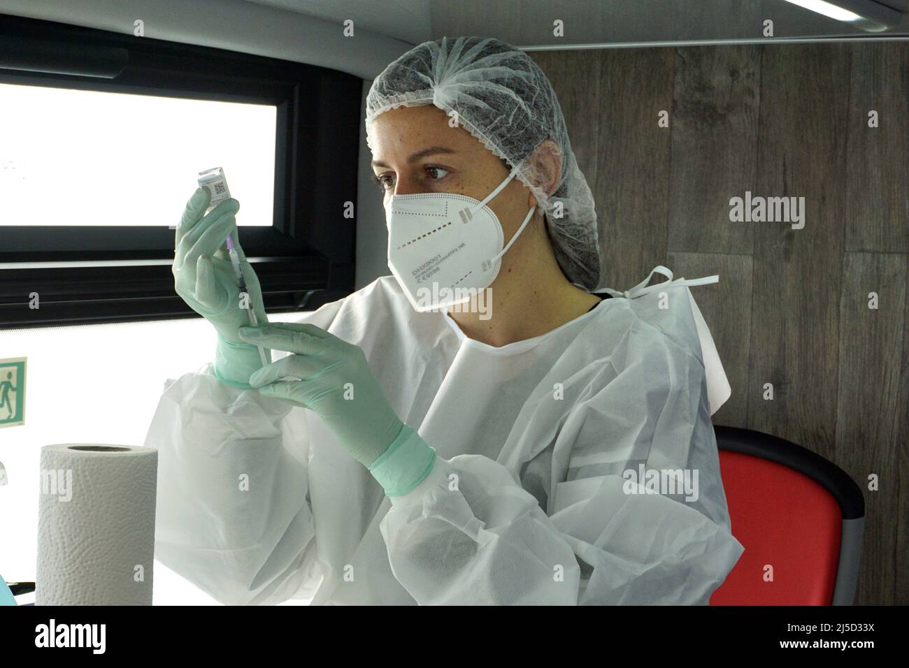 Berlin, Oct. 1, 2021 - A syringe is drawn up with Moderna vaccine in ...