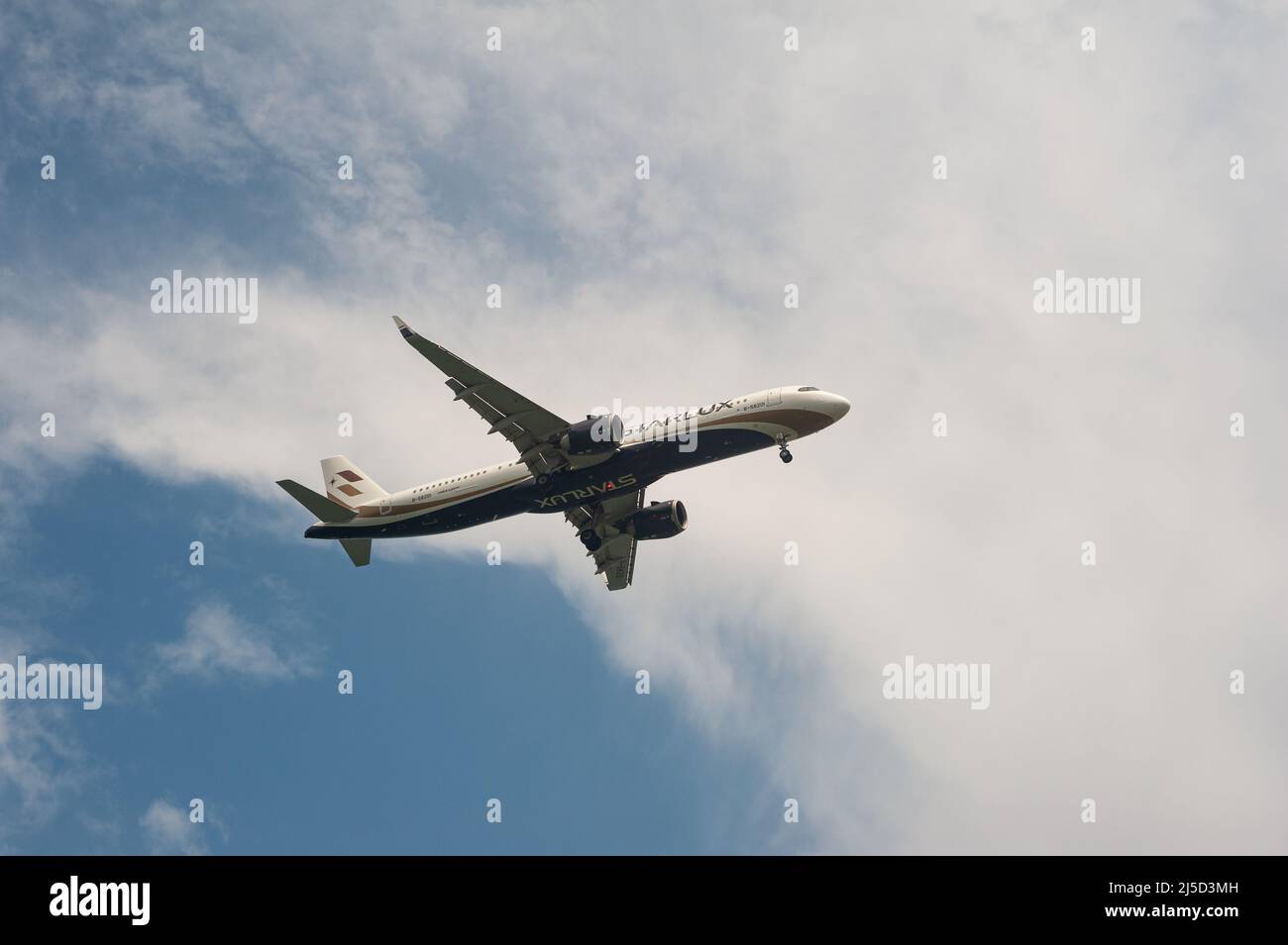 Nov. 16, 2021, Singapore, Republic of Singapore, Asia - A Taiwanese ...