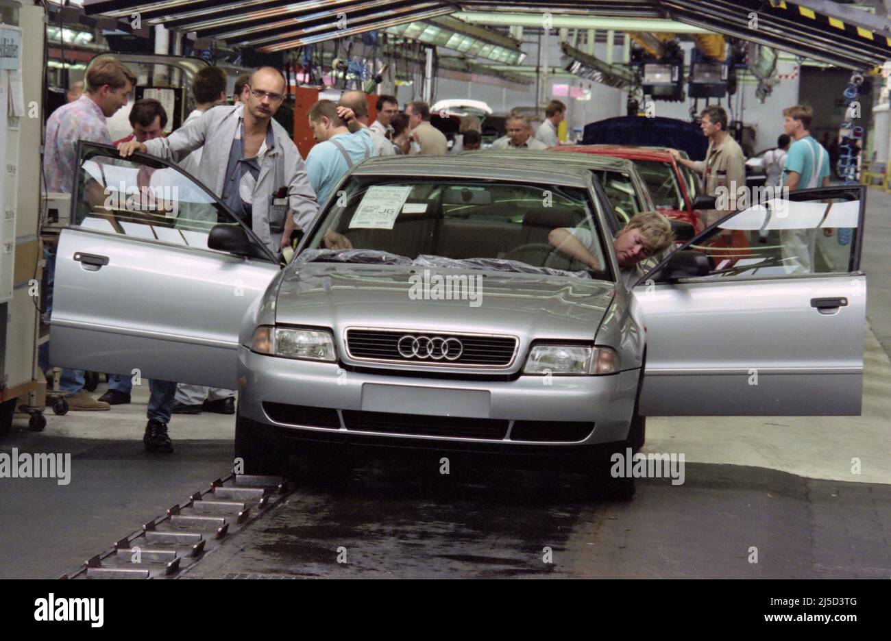 Ingolstadt, 04.07.1996 - Production of the Audi A4 at the Audi plant in ...