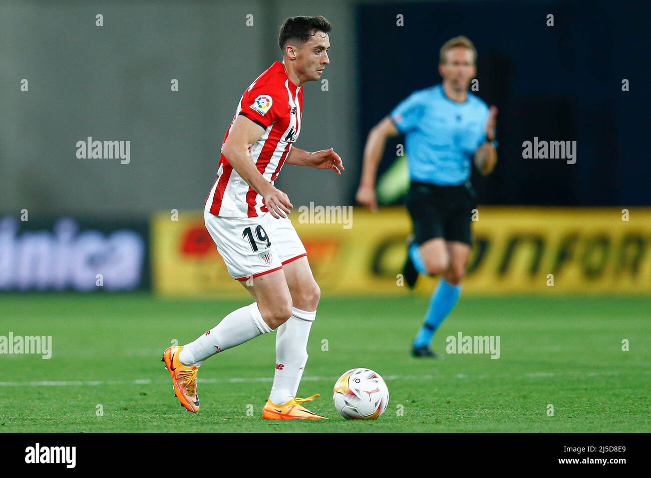 Oier Zarraga of Athletic Club during the La Liga match between Cadiz CF ...