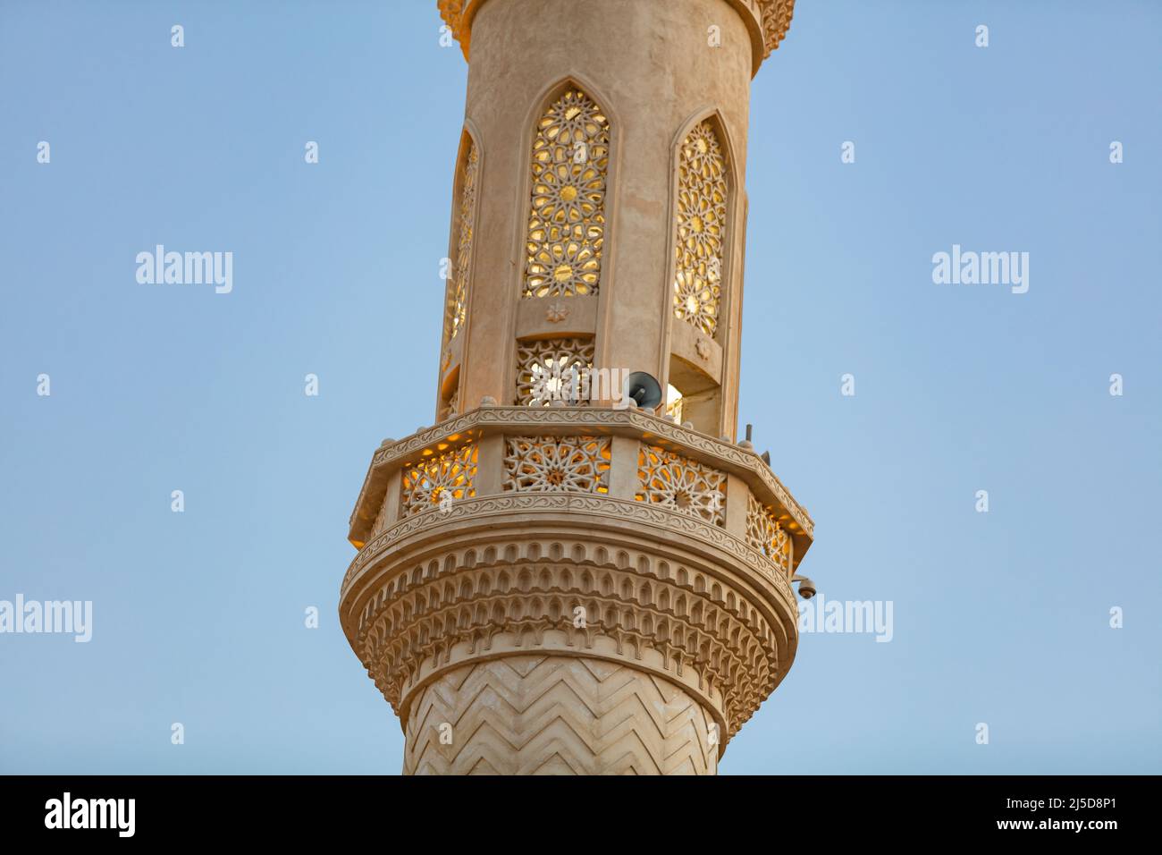 El mina masjid hi-res stock photography and images - Alamy