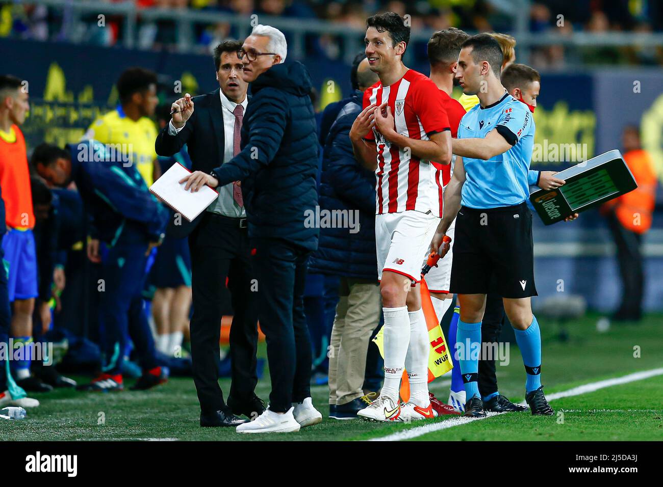 Mikel Vesga of Athletic Club during the La Liga match between Cadiz CF ...