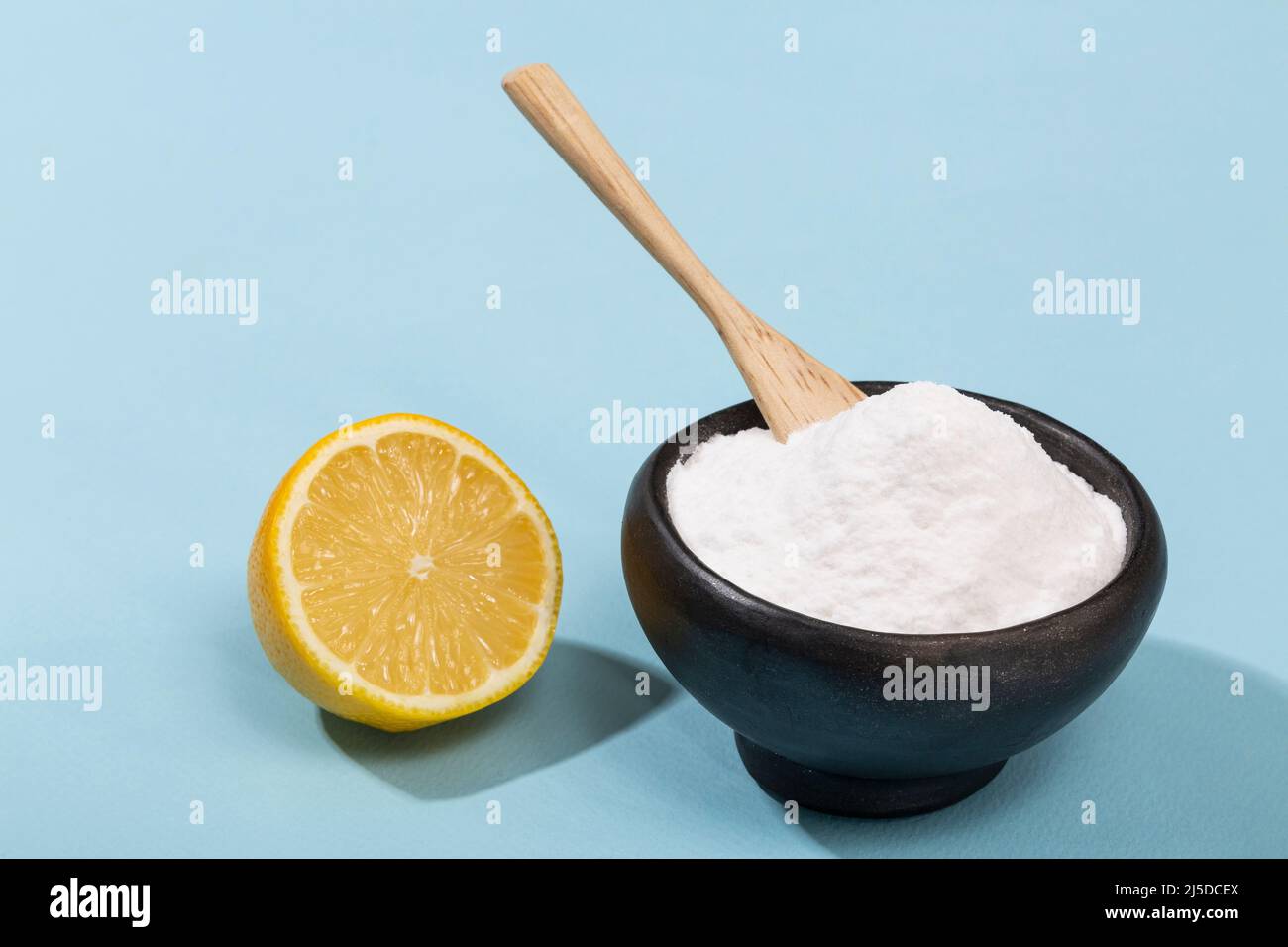 Lime powder pile hi-res stock photography and images - Alamy
