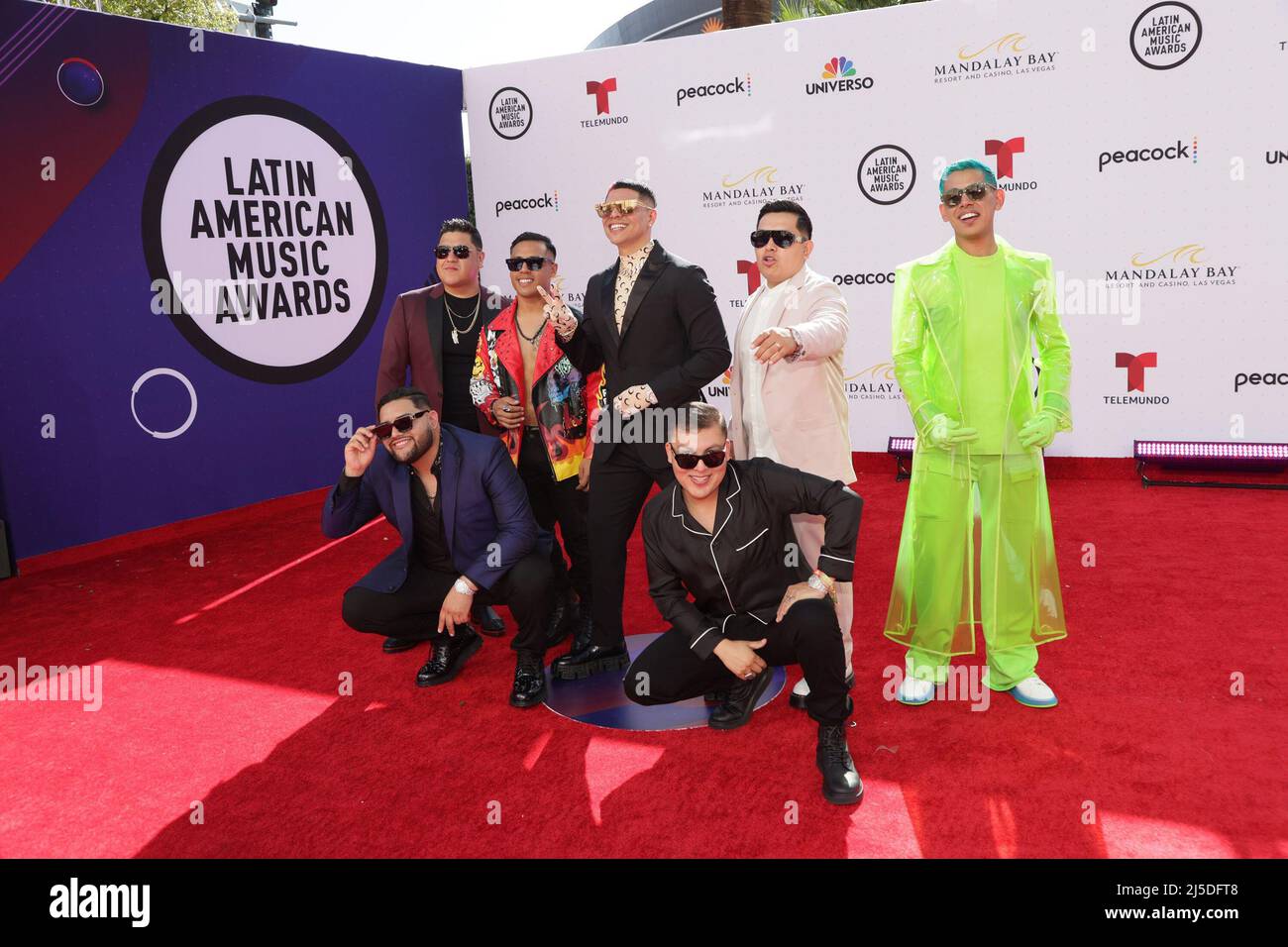 Grupo firme hi-res stock photography and images - Alamy