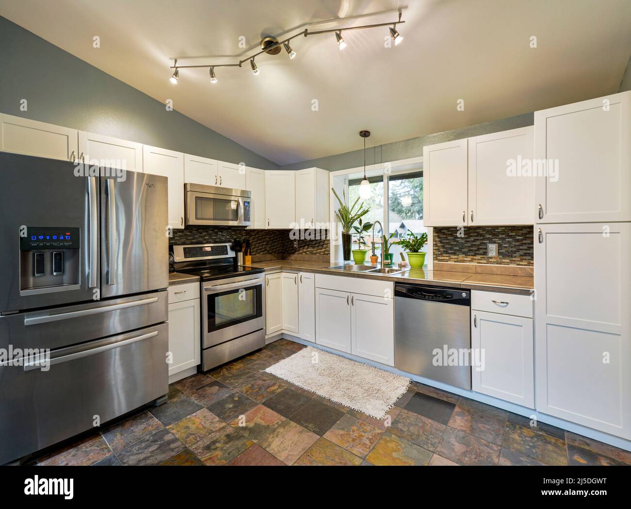 Modern residential kitchen interior Stock Photo - Alamy