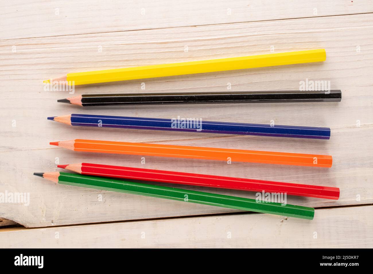Pastel colored pencils top hi-res stock photography and images - Alamy