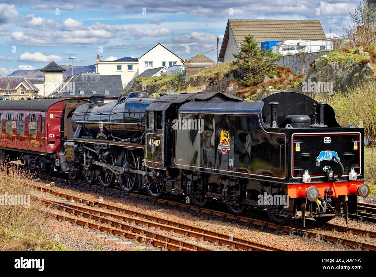 MALLAIG SCOTLAND WEST HIGHLAND RAILWAY LINE JACOBITE STEAM TRAIN AT THE ...