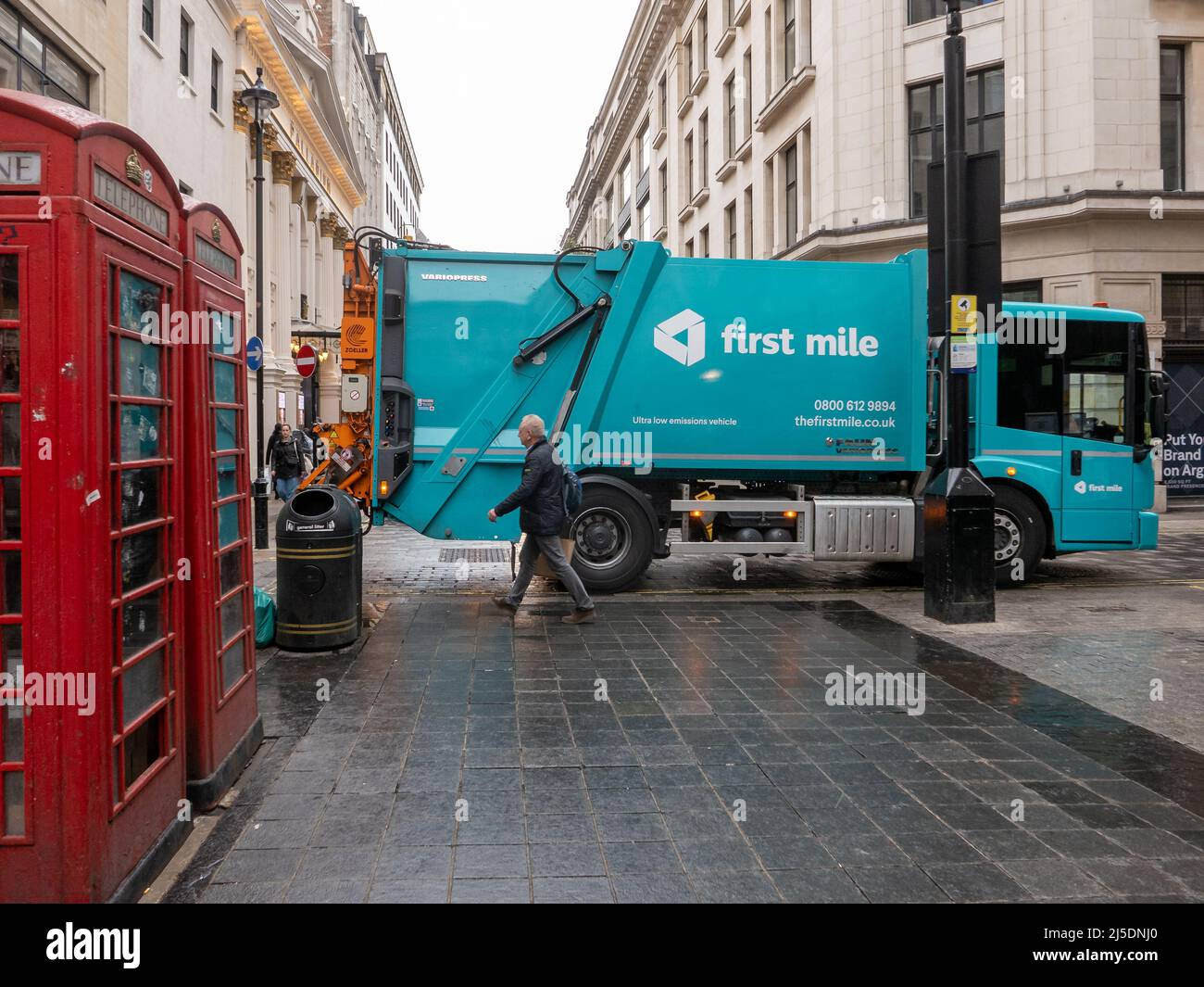 London, UK-02.10.21: A "First Mile" Faun Variopress refuse lorry in ...