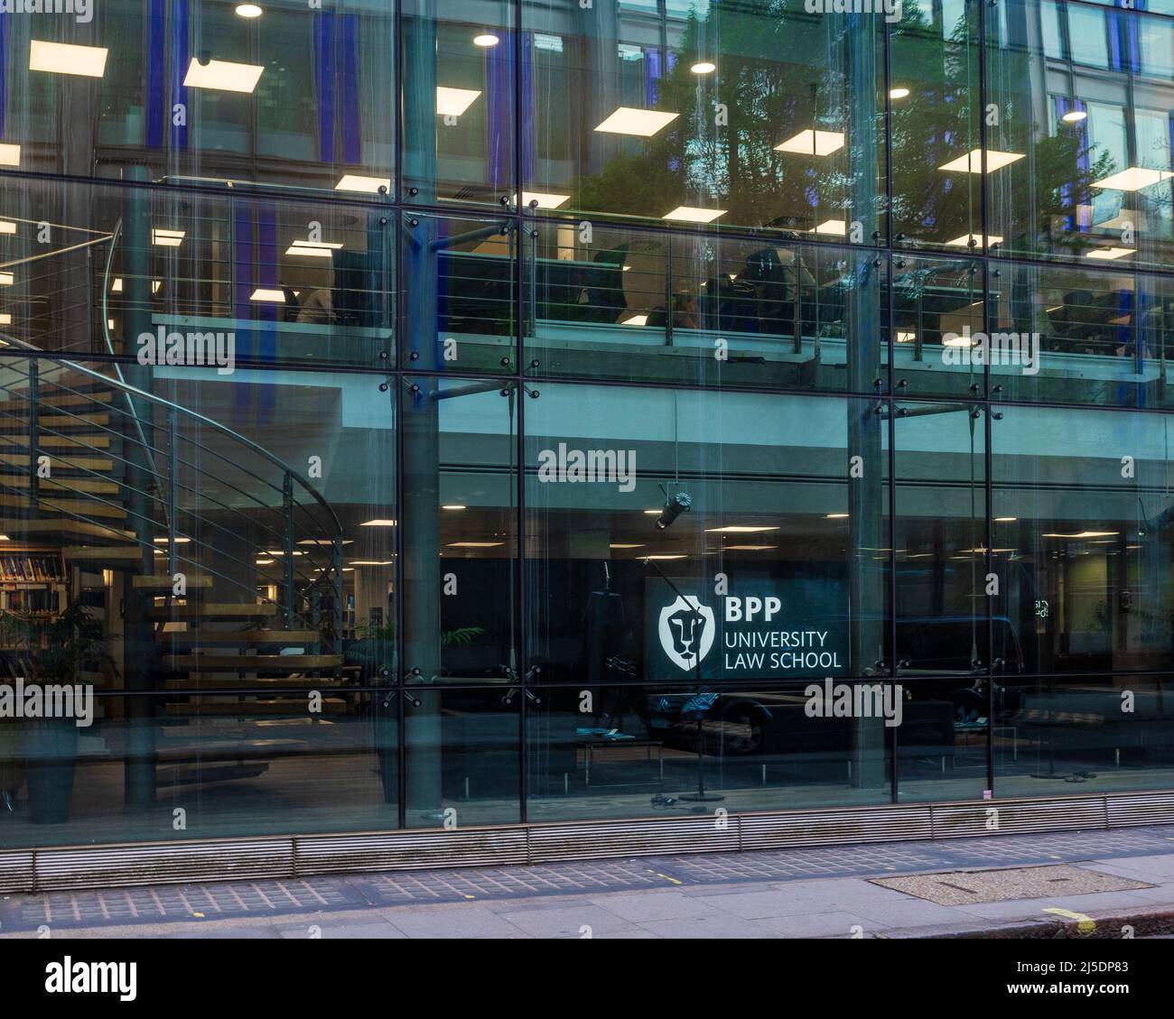 Bpp university law school london hi-res stock photography and images ... Bpp university law school london hi-res stock photography and images ...