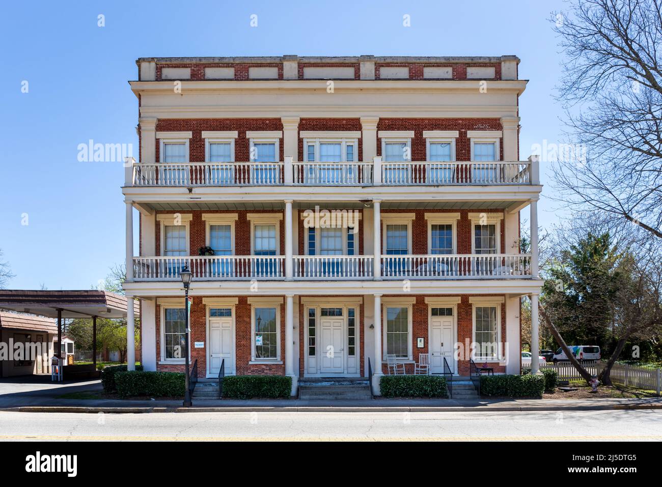 YORK, SC, USA-10 APRIL 2022: Historic brick building on Congress St ...
