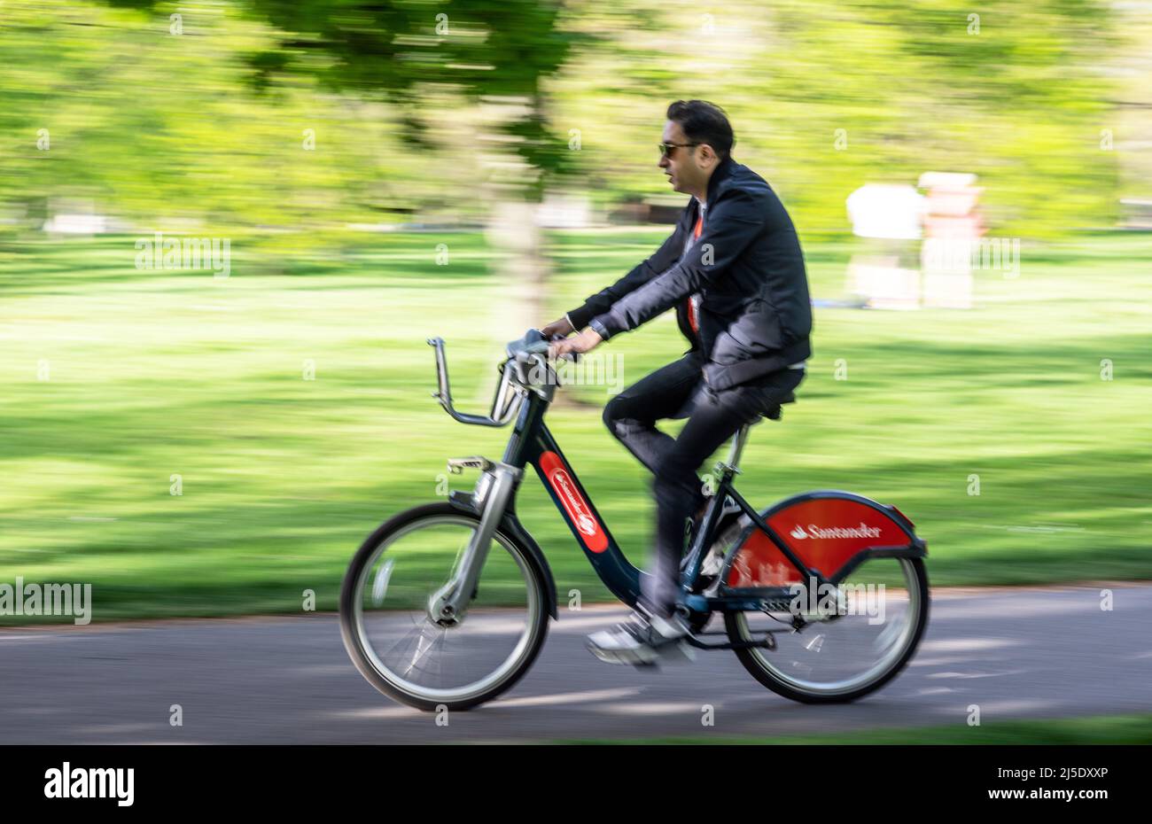 Cycling in the spring sunshine hi-res stock photography and images - Alamy