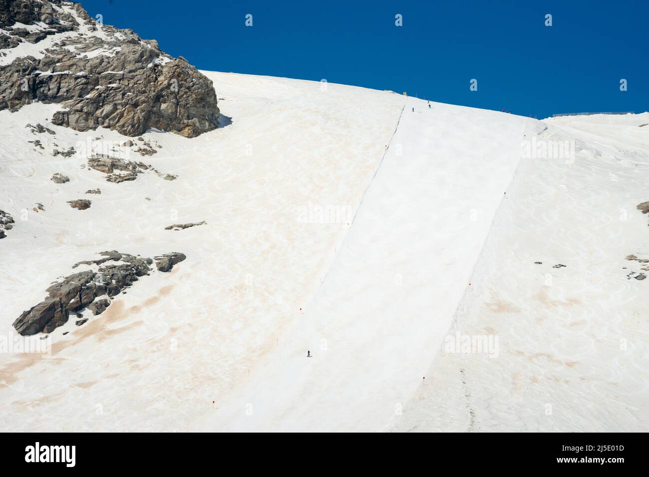 Steep ski run hi-res stock photography and images - Alamy