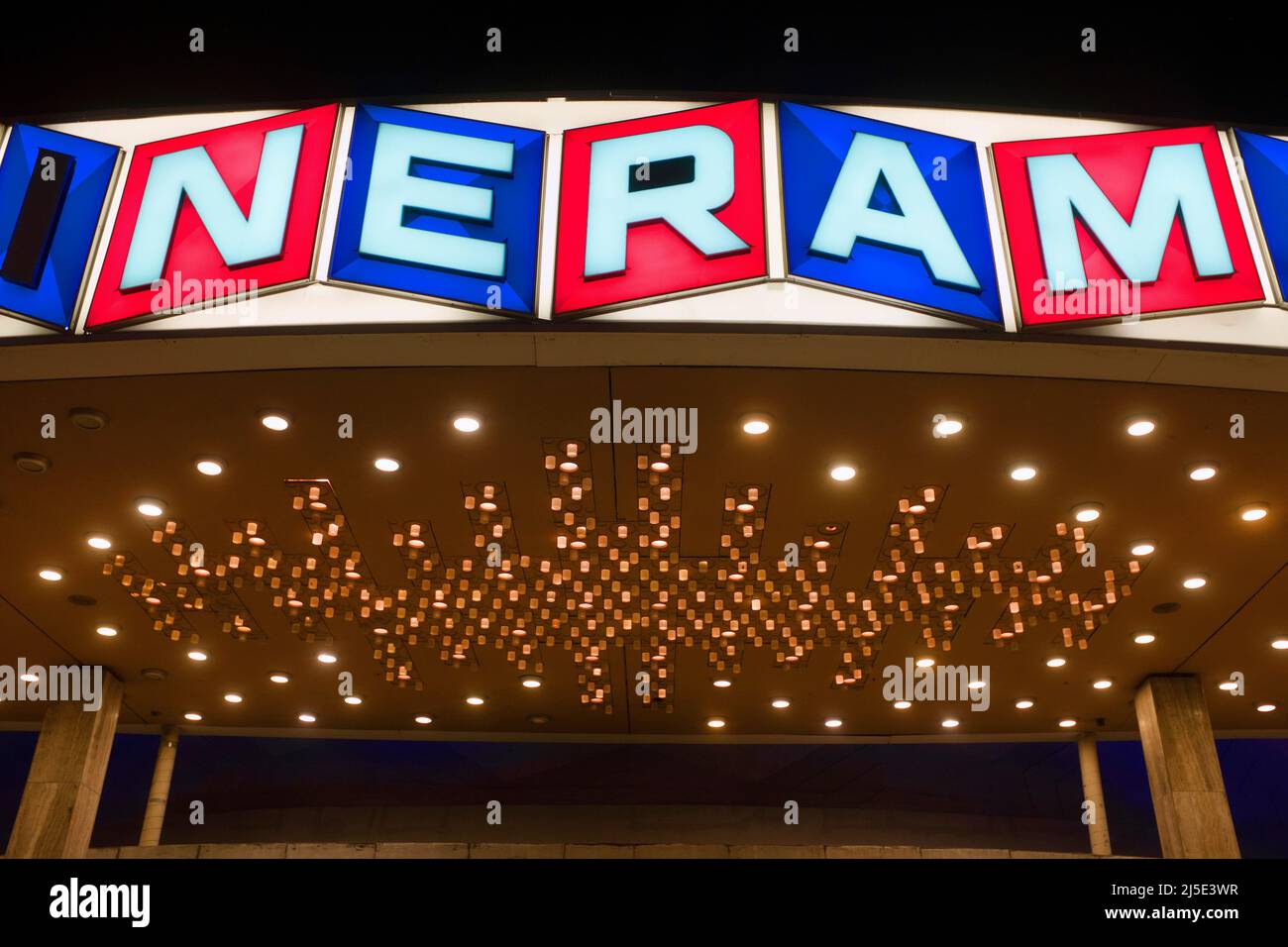 Cinerama cinema hi-res stock photography and images - Alamy