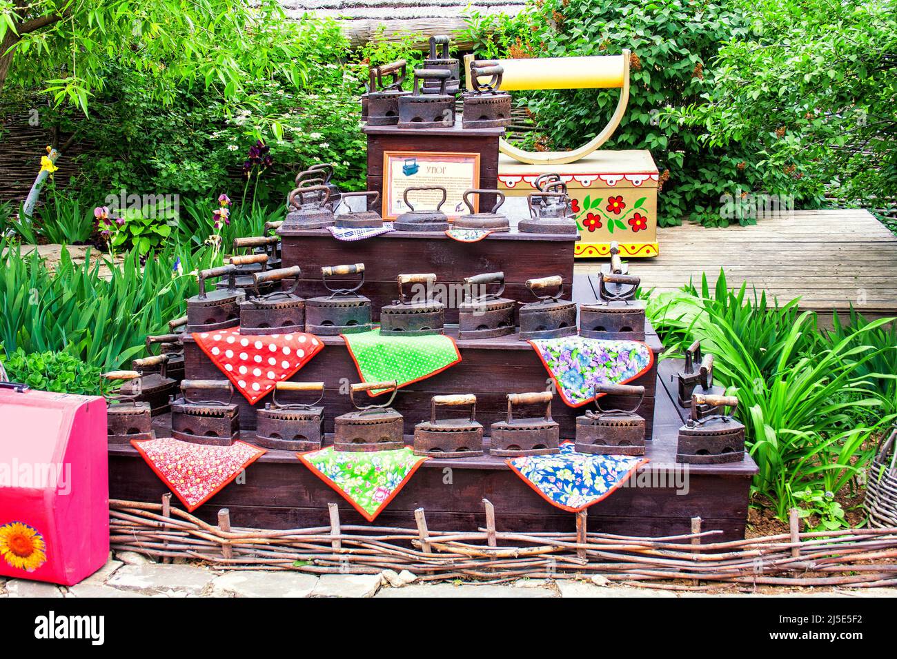 A collection tool hi-res stock photography and images - Alamy