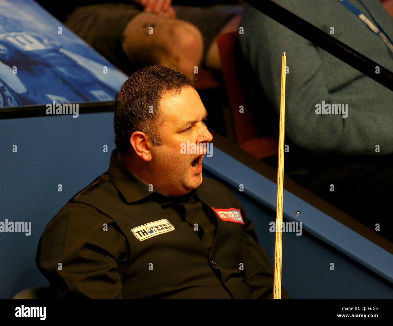 Crucible Theatre, Sheffield Yorkshire, UK. 22nd Apr, 2022. Betfred World Championship Snooker ...