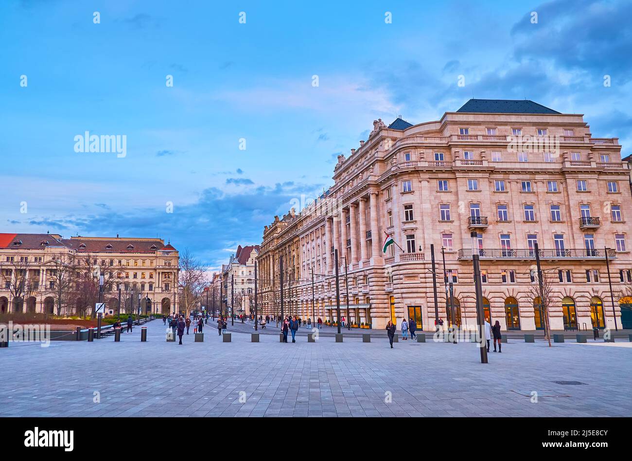 The scenic stone buildings surrounds historic Lajos Kossuth Square ...