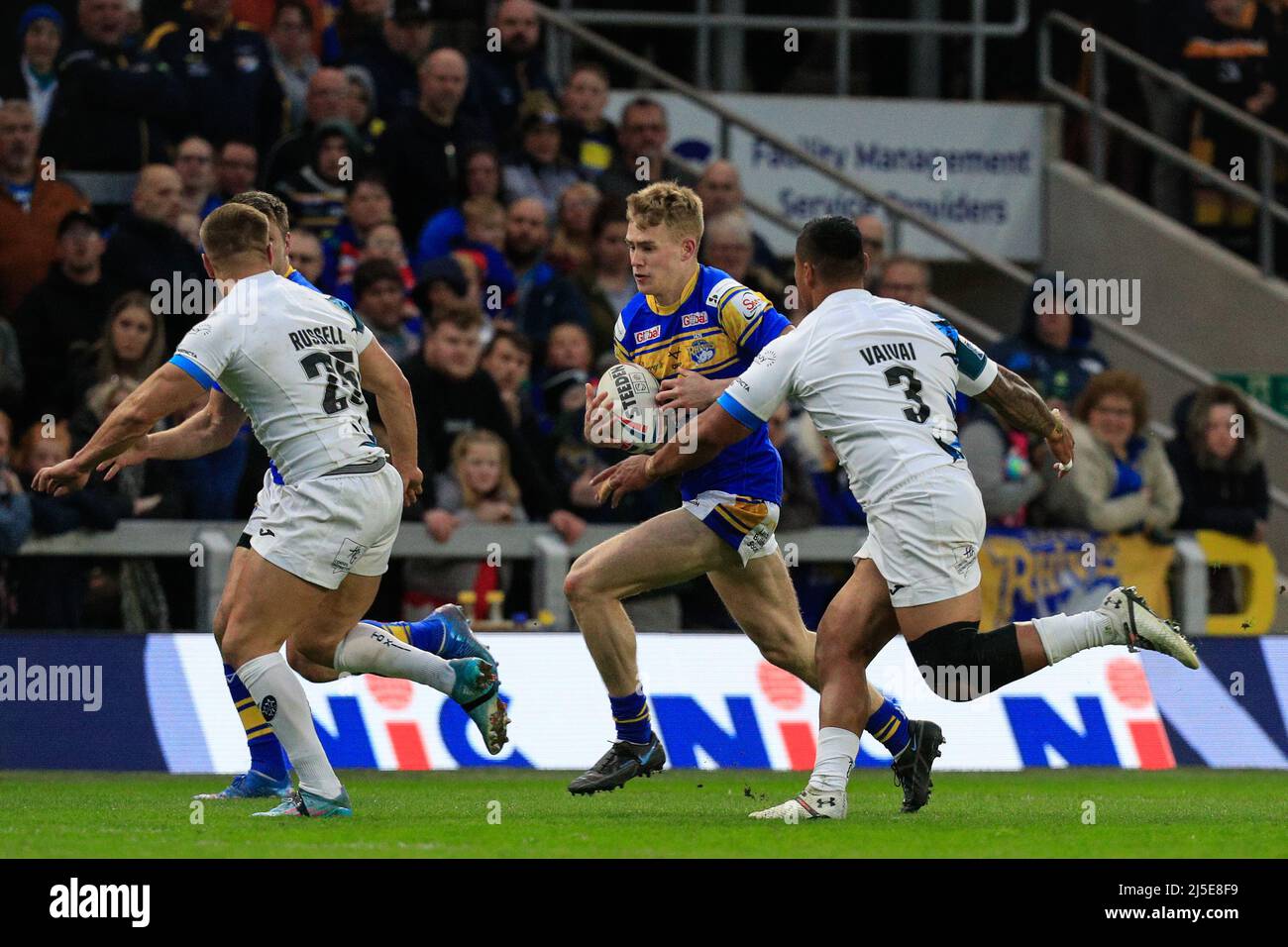 Max Simpson (28) of Leeds Rhinos in action during the game Stock Photo ...