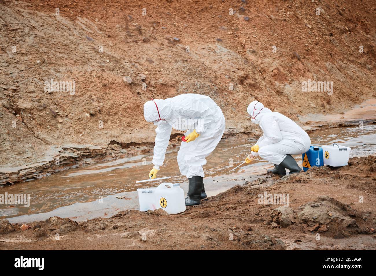 Scientist taking water samples hi-res stock photography and images - Alamy