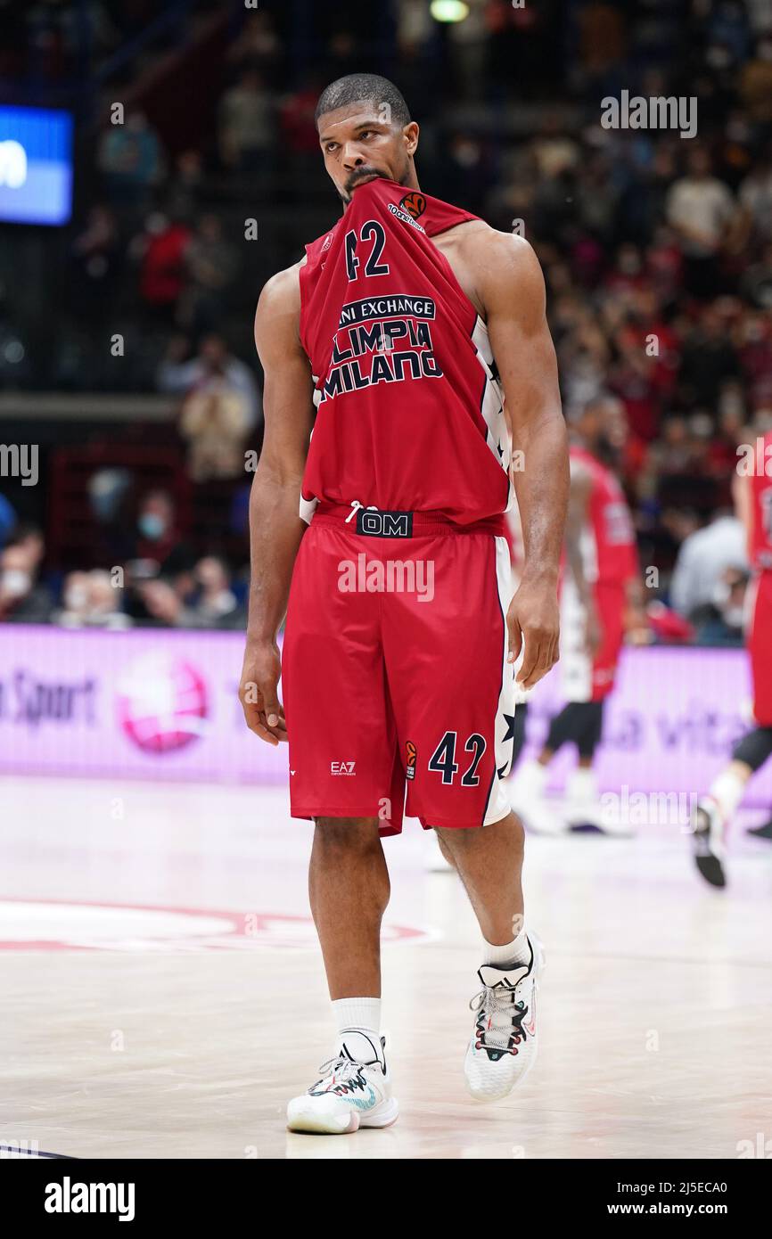 Mediolanum Forum, Milan, Italy, April 21, 2022, Kyle Hines (AX Armani ...