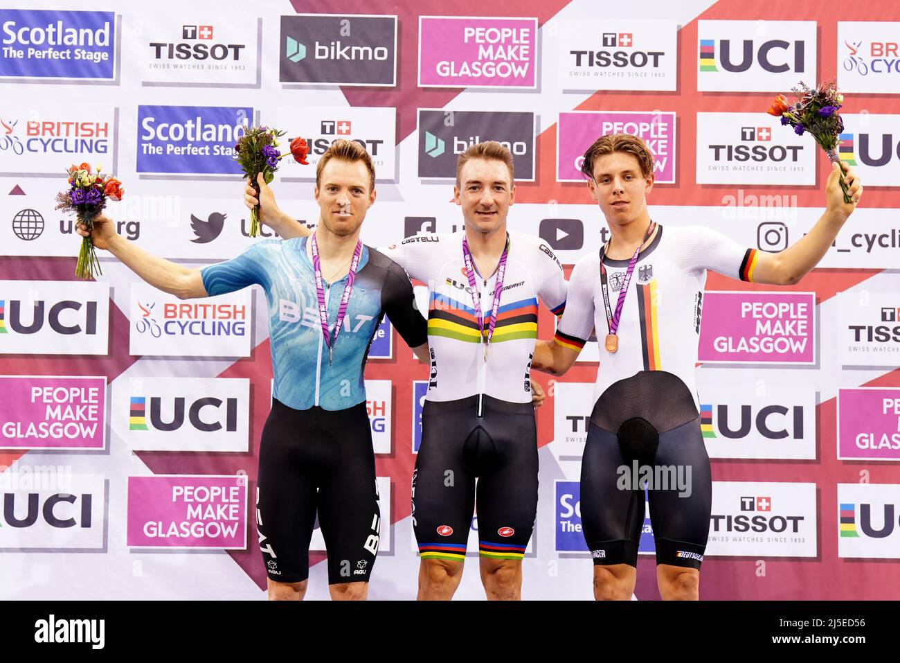 Italy's Julian Alaphilippe celebrates winning gold, Netherland's Yoeri ...