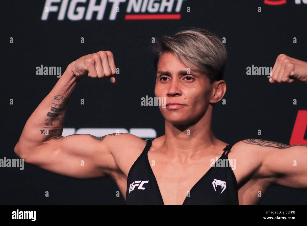 Amanda lemos hi-res stock photography and images - Alamy