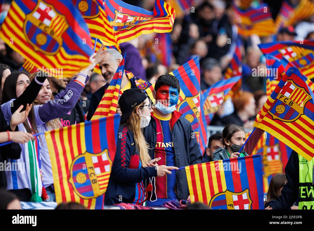 Fc barcelona fans girl hi-res stock photography and images - Alamy
