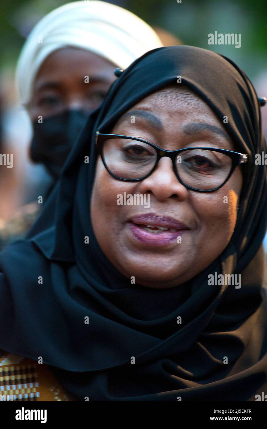 Samia suluhu hassan hi-res stock photography and images - Alamy