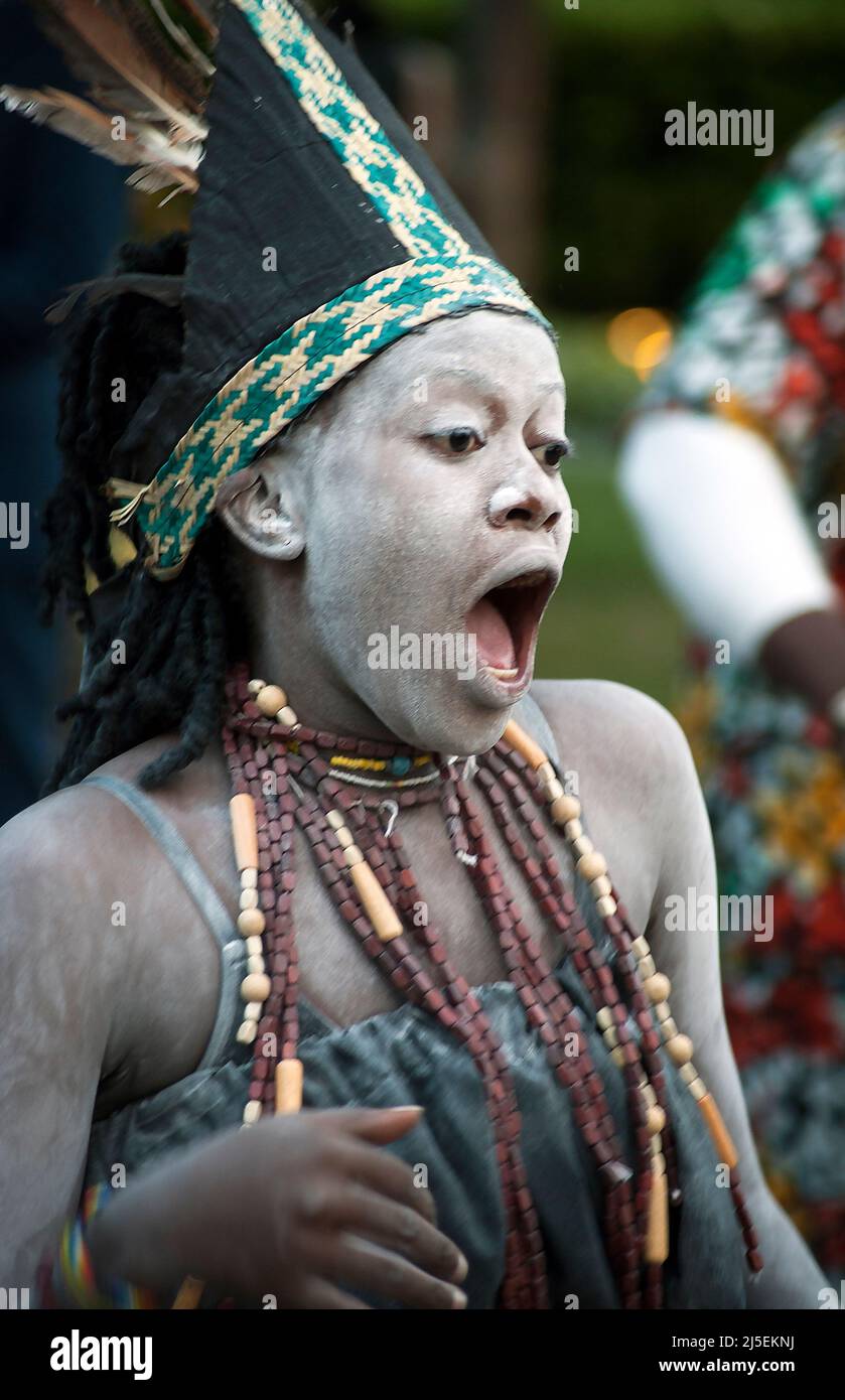 Tanazian hi-res stock photography and images - Alamy