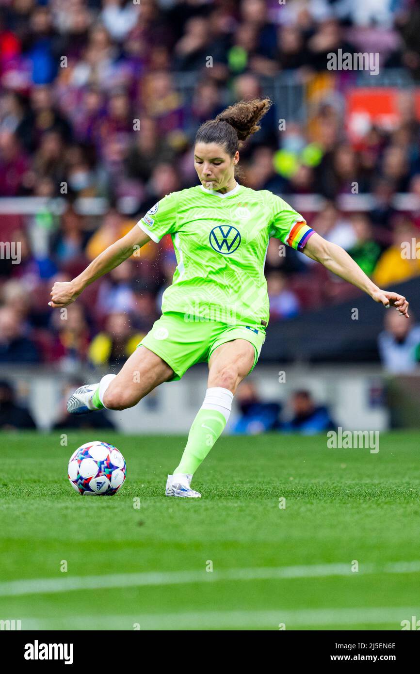 Dominique Janssen (Vfl Wolfsburg) in action during the Women?s ...