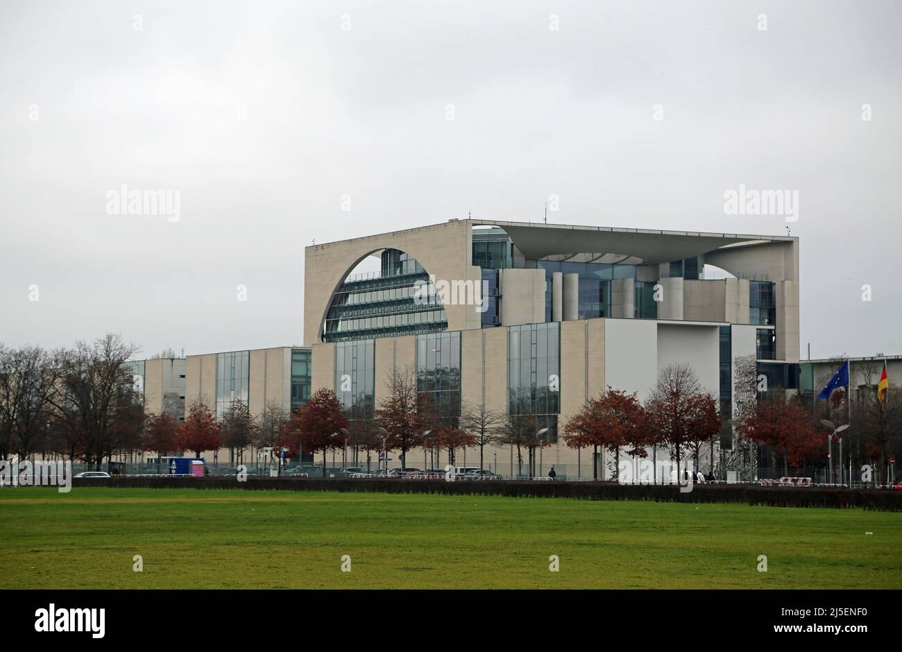 Federal Chancellery building - Berlin, germany Stock Photo - Alamy