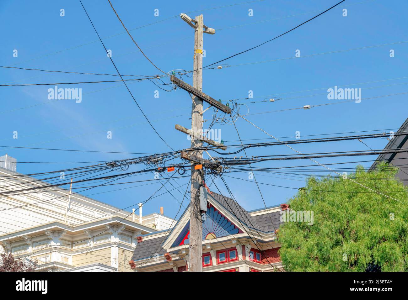Entangled electricity wires hi-res stock photography and images - Alamy