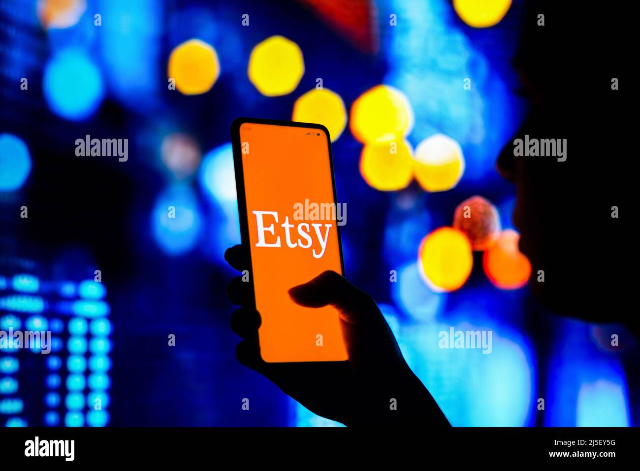 Etsy woman hi-res stock photography and images - Alamy