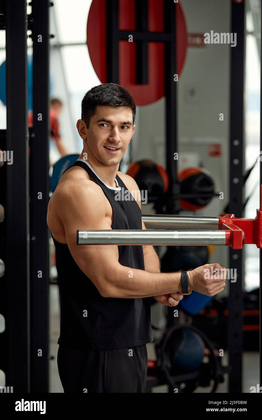 Pain during exercise, work with his own weight, the athlete does ...